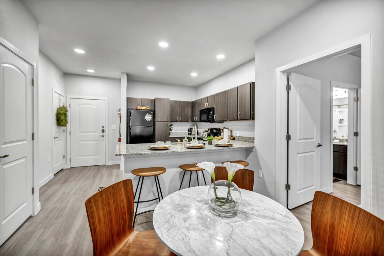 Seven07 Lofts - 707 SE Loop 410 San Antonio, TX 78220 | Apartments.com