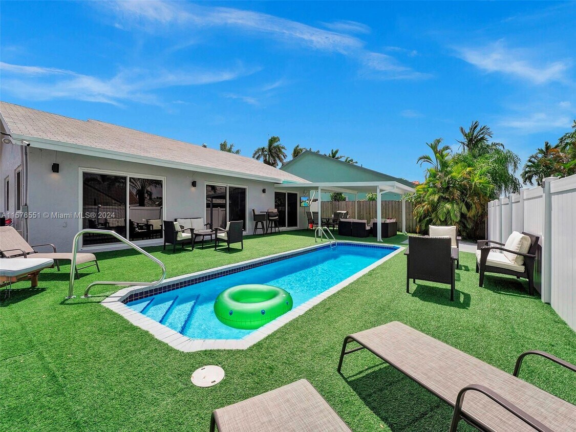 704 SE 3rd Ln, Dania Beach, FL 33004 - House Rental in Dania Beach, FL ...