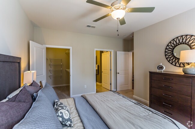 The Signature At Schilling Farms Apartments - Collierville, TN ...