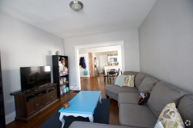 Albright Apartments for Rent with a Walk-In Closet - Buffalo, NY - 1 ...