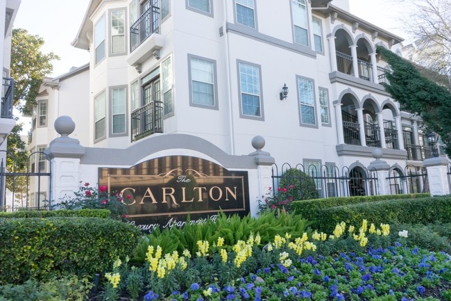 The Carlton Apartments - Houston, TX | Apartments.com