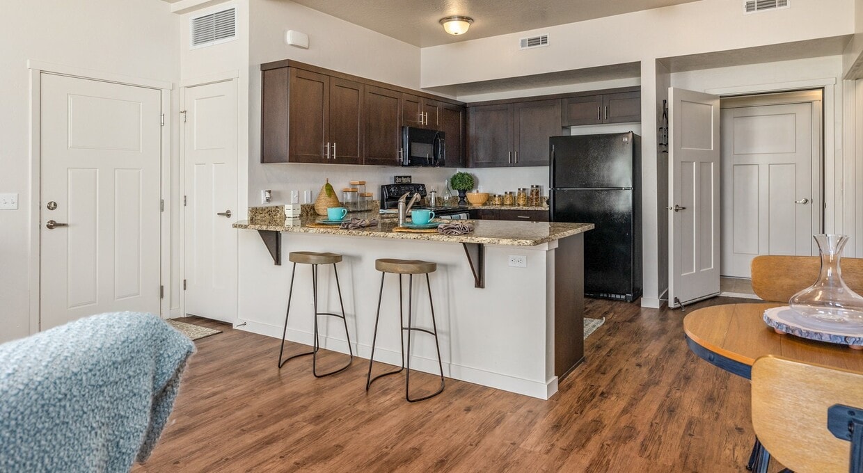 High Point on Overland - 1495 South Tech Ln Meridian, ID 83642 ...