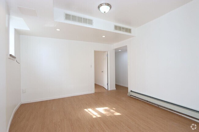 Sunset Park Apartments for Rent with High Ceilings - Brooklyn, NY ...