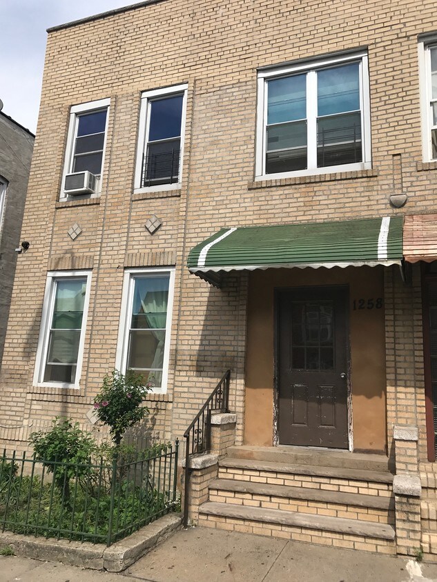 1258 Fteley Ave, Bronx, NY 10472 - 1258 Fteley Ave Bronx, NY 10472 ...