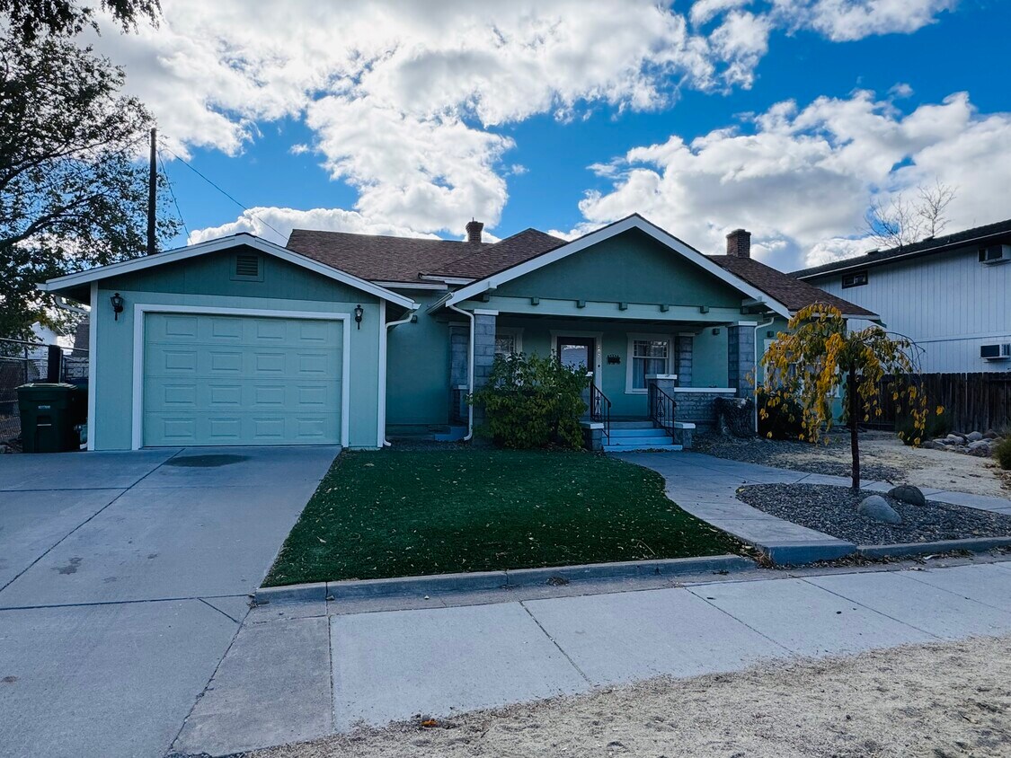 102 Burns St, Reno, NV 89502 - House Rental in Reno, NV | Apartments.com