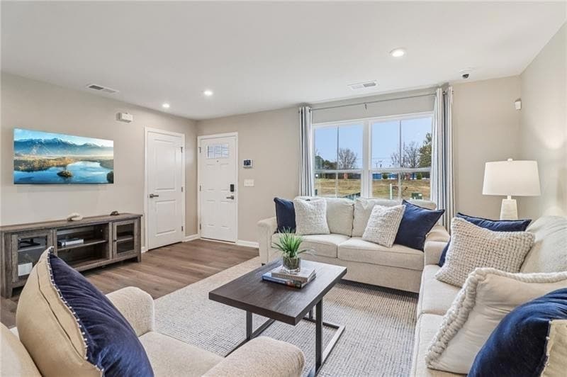 6643 Red Oak Wy, Stone Mountain, GA 30087 | Apartments.com