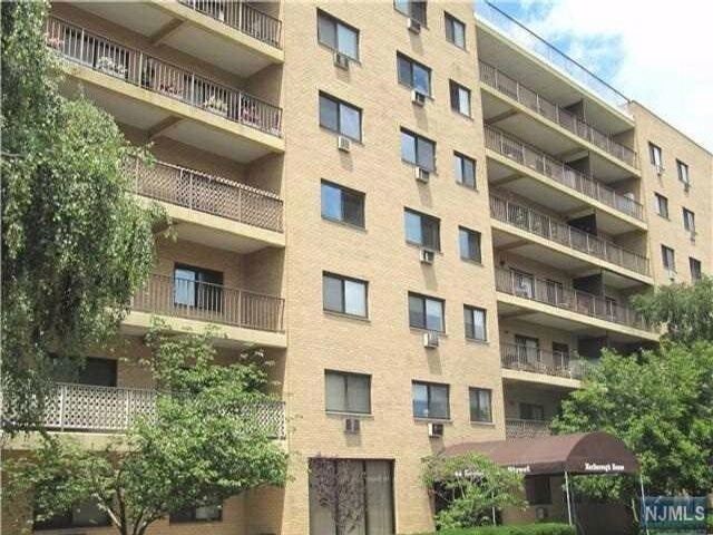 44 S Main St, Lodi, NJ 07644 - Townhome Rentals in Lodi NJ | Apartments.com