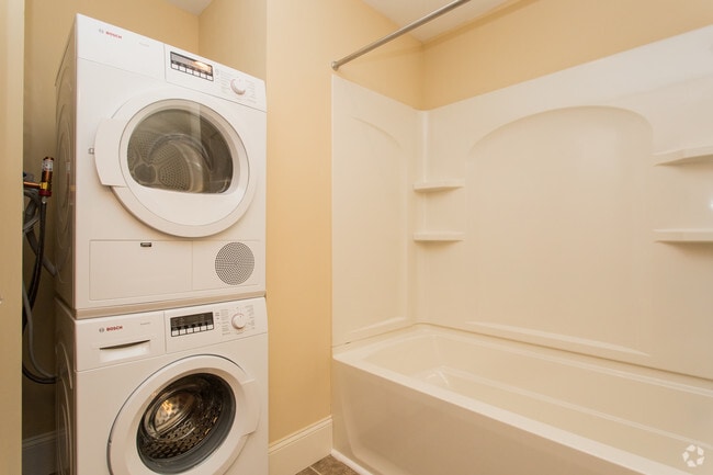 Junction Shop Lofts Rentals - Worcester, MA | Apartments.com