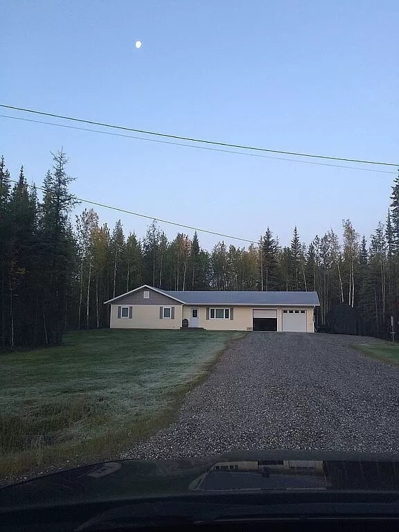 2249 Moonlight Dr, North Pole, AK 99705 - House Rental in North Pole ...