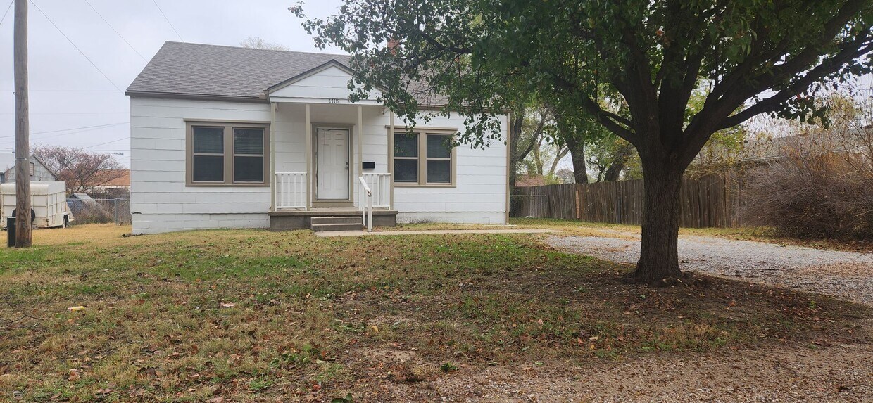 1718 E Carson Ave, Wichita, KS 67216 - House Rental in Wichita, KS ...