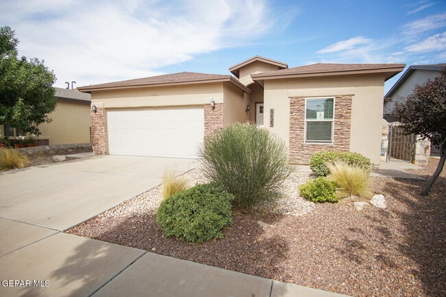6425 Pagasa Pl, El Paso, TX 79932 - House Rental in El Paso, TX ...