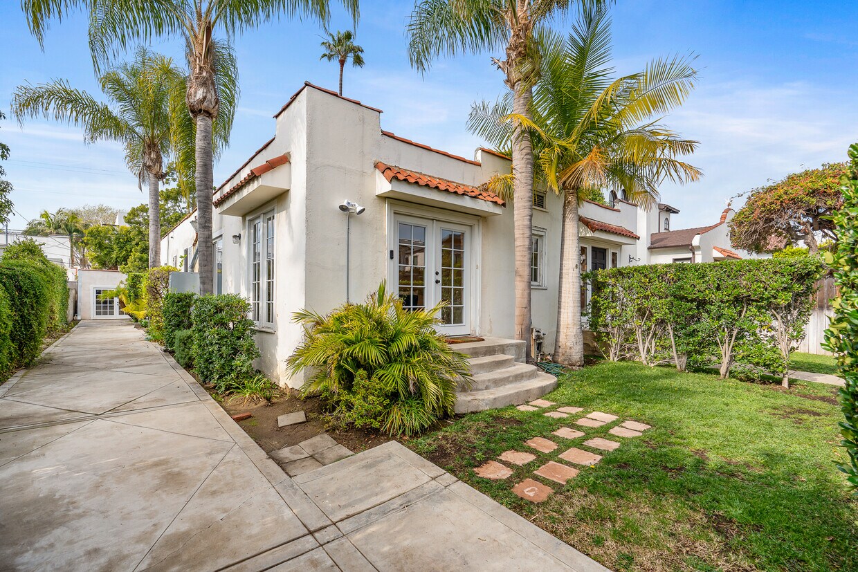 807 N Stanley Ave, Los Angeles, CA 90046 - House Rental in Los Angeles, CA | Apartments.com