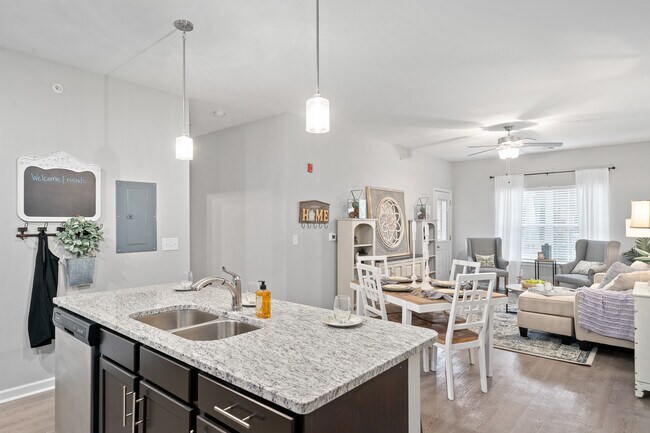 Solis Apartments - 1985 Needmore Rd Clarksville, TN | Apartments.com