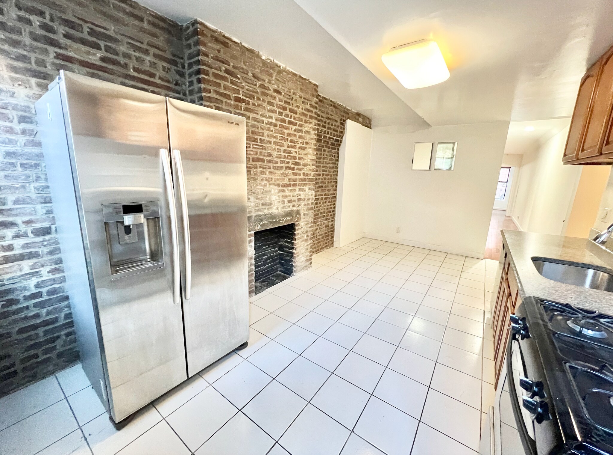 820 10th Ave Unit 3, New York, NY 10019 - 820 10th Ave New York, NY ...