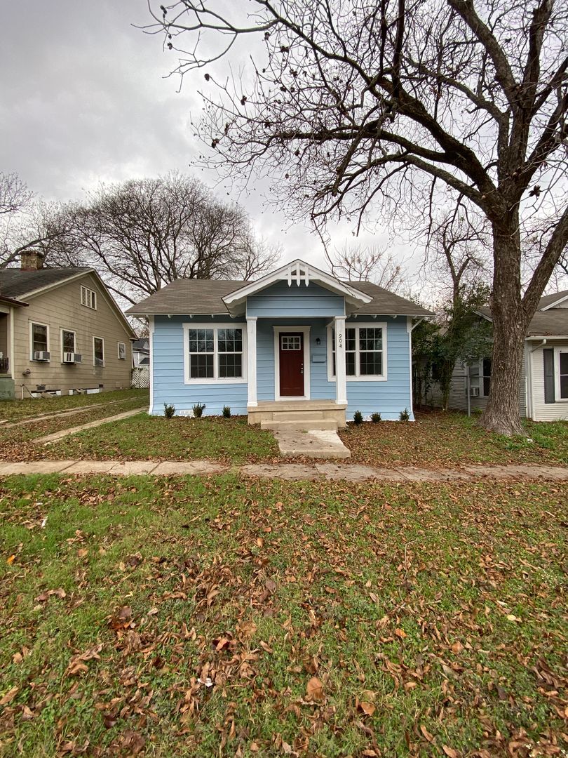 904 N Main St, Temple, TX 76501 - House Rental in Temple, TX ...