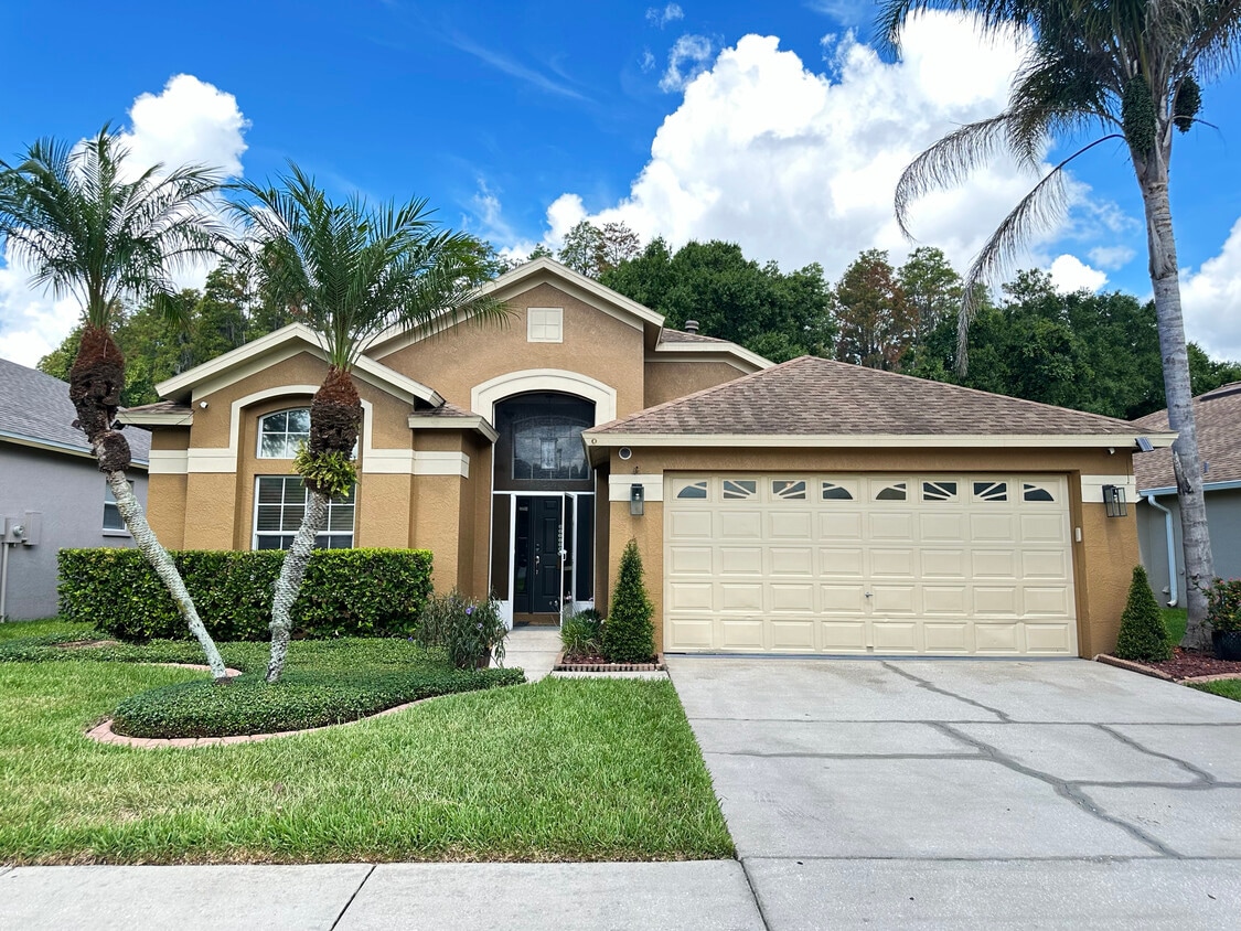 1519 Maximilian Dr, Zephyrhills, FL 33543 - House Rental in Zephyrhills ...