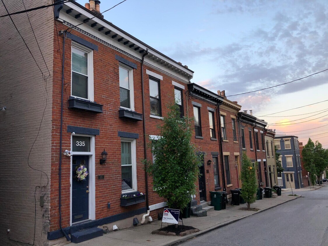 335 Milton St, Cincinnati, OH 45202 - Townhome Rentals in Cincinnati OH ...