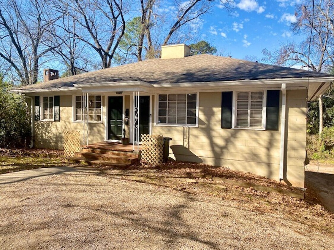 1207-1209 Linden Pl Unit 1209, Jackson, MS 39202 - Room for Rent in ...