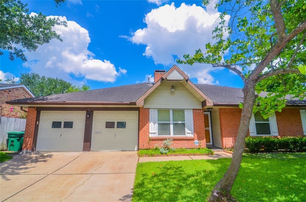 7027 Pella Dr, Houston, TX 77036 - House Rental in Houston, TX ...