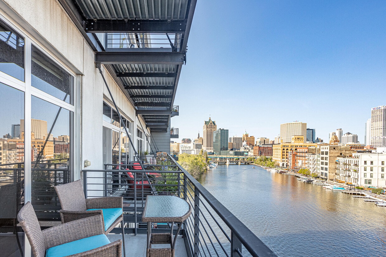 106 W Seeboth St Unit 714, Milwaukee, WI 53204 - Condo for Rent in ... 106 W Seeboth St Unit 714, Milwaukee, WI 53204 - Condo for Rent in ...