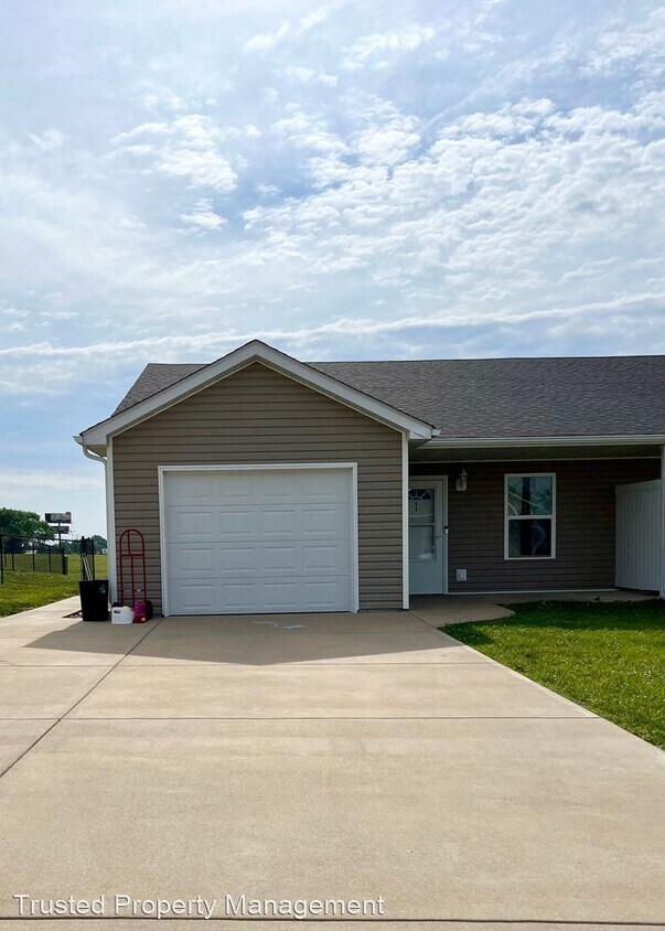 66 Patriot Dr, Sullivan, MO 63080 - House Rental in Sullivan, MO ...