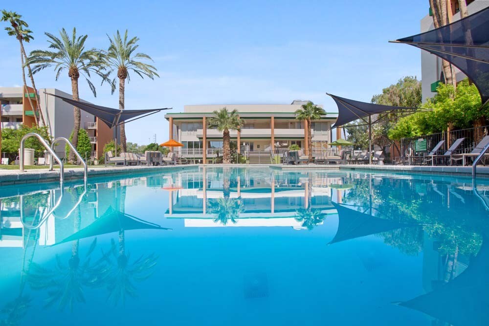 Capri on Camelback - 5115 N 40th St Phoenix, AZ | Apartments.com
