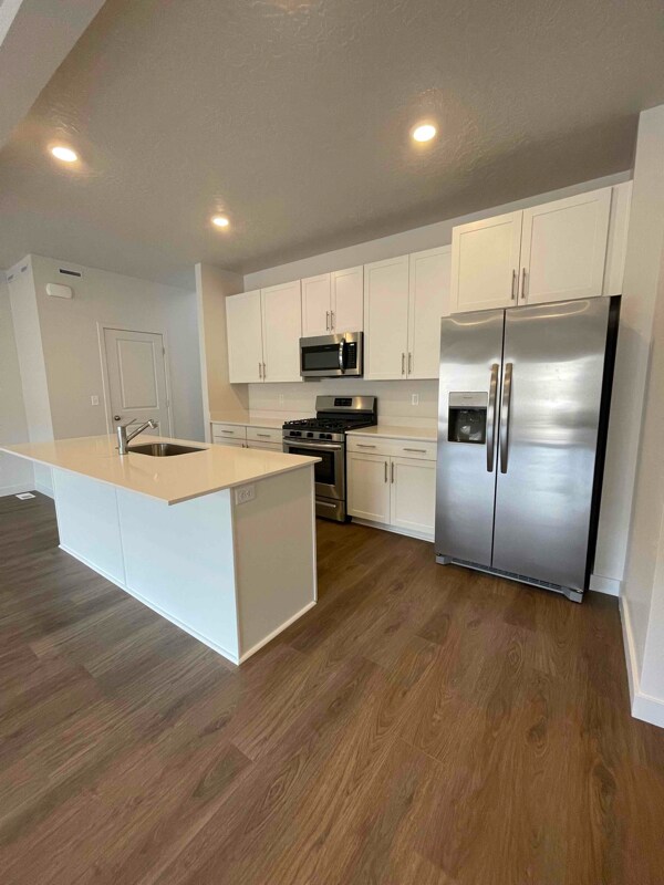 2256 Canal Vw Ln, Daniel, UT 84032 | Apartments.com