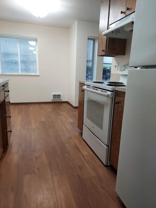 Legend House - Apartments in Seattle, WA | Apartments.com