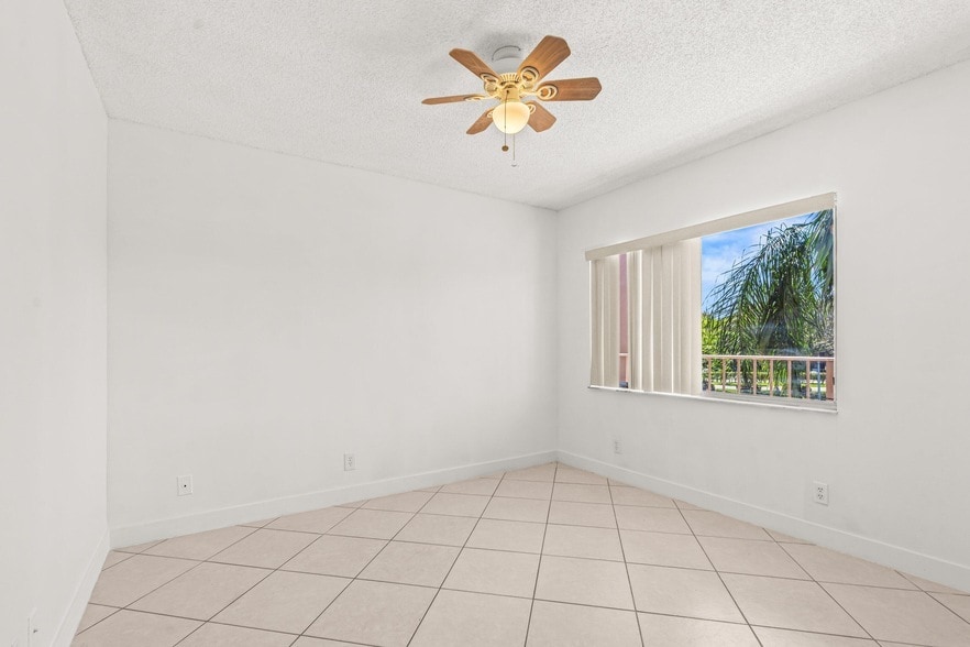7301 Amberly Ln Unit 304, Delray Beach, FL 33446 | Apartments.com