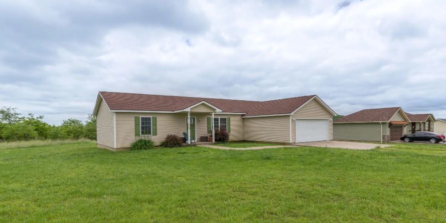 2494 E 547th Rd, Buffalo, MO 65622 - House Rental in Buffalo, MO ...