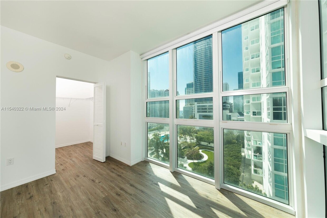 950 Brickell Bay Dr, Miami, FL 33131 - Condo for Rent in Miami, FL | Apartments.com