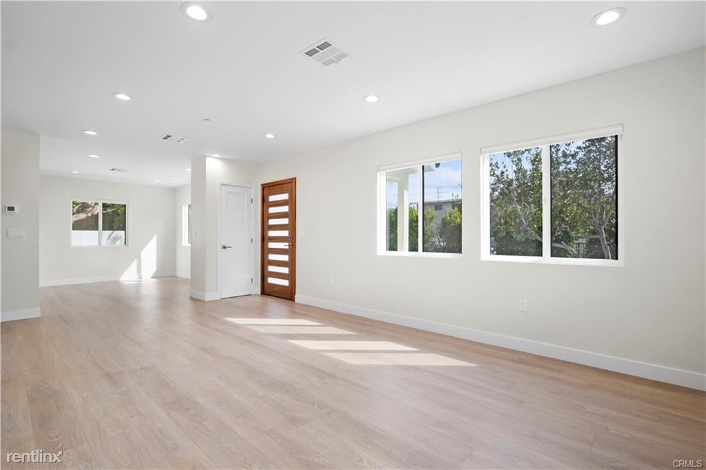 6201 Willowcrest Ave, Los Angeles, CA 91606 - Townhome Rentals in Los Angeles CA | Apartments.com