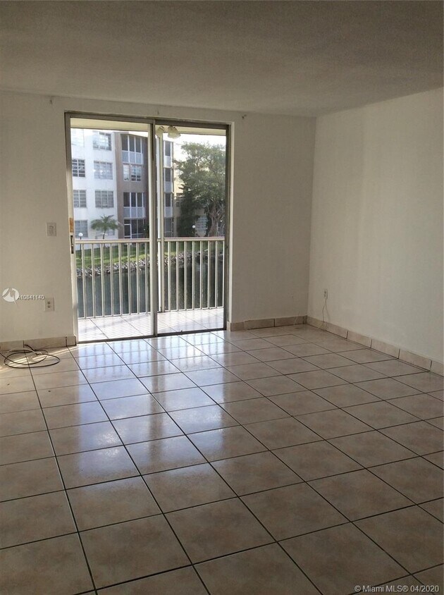 1700 NE 191st St Unit 203, North Miami Beach, FL 33179 - Condo for Rent in North Miami Beach, FL ...