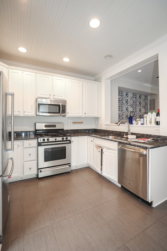 2113-2113 13th St NW, Washington, DC 20009 - House Rental in Washington ...