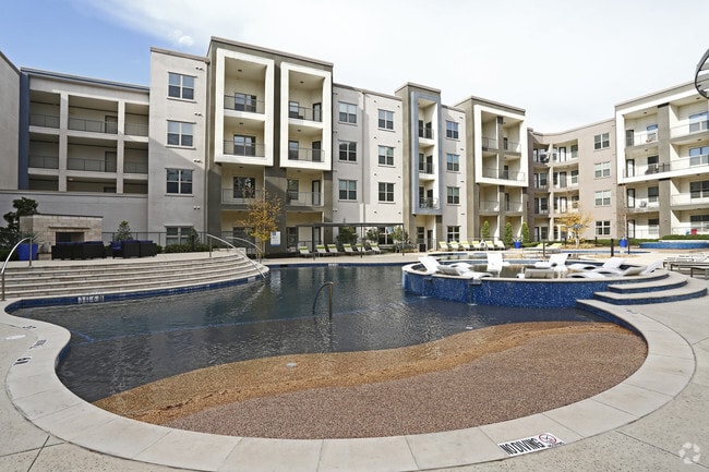 Maple District Lofts Apartments - Dallas, TX | Apartments.com