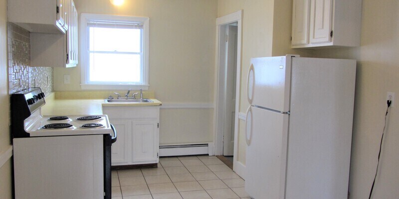 38 Graham St Unit 201, Biddeford, ME 04005 - Condo for Rent in ...