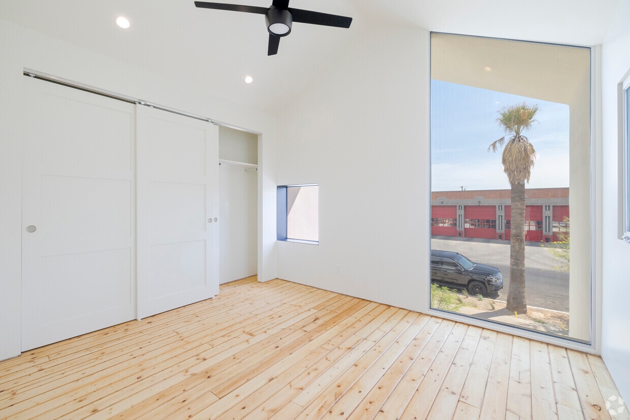 The Tailor - 1022 East Polk Street Phoenix, AZ 85006 | Apartments.com