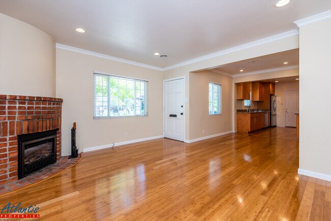 2220 Hanover St Unit 2220, Palo Alto, CA 94306 - Apartments at 2220 ...