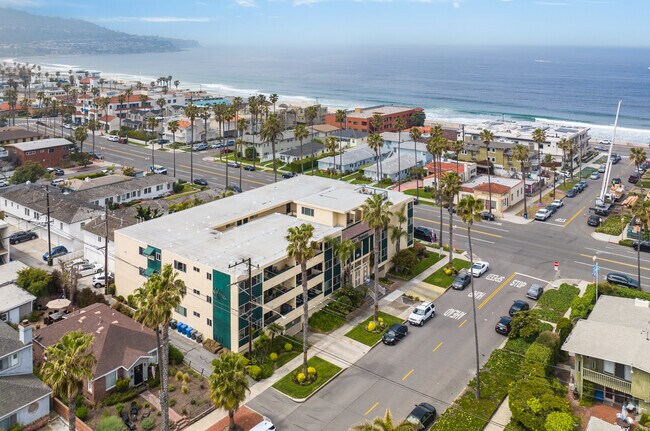 Royal Towers Apartments - Apartments in Redondo Beach, CA | Apartments.com