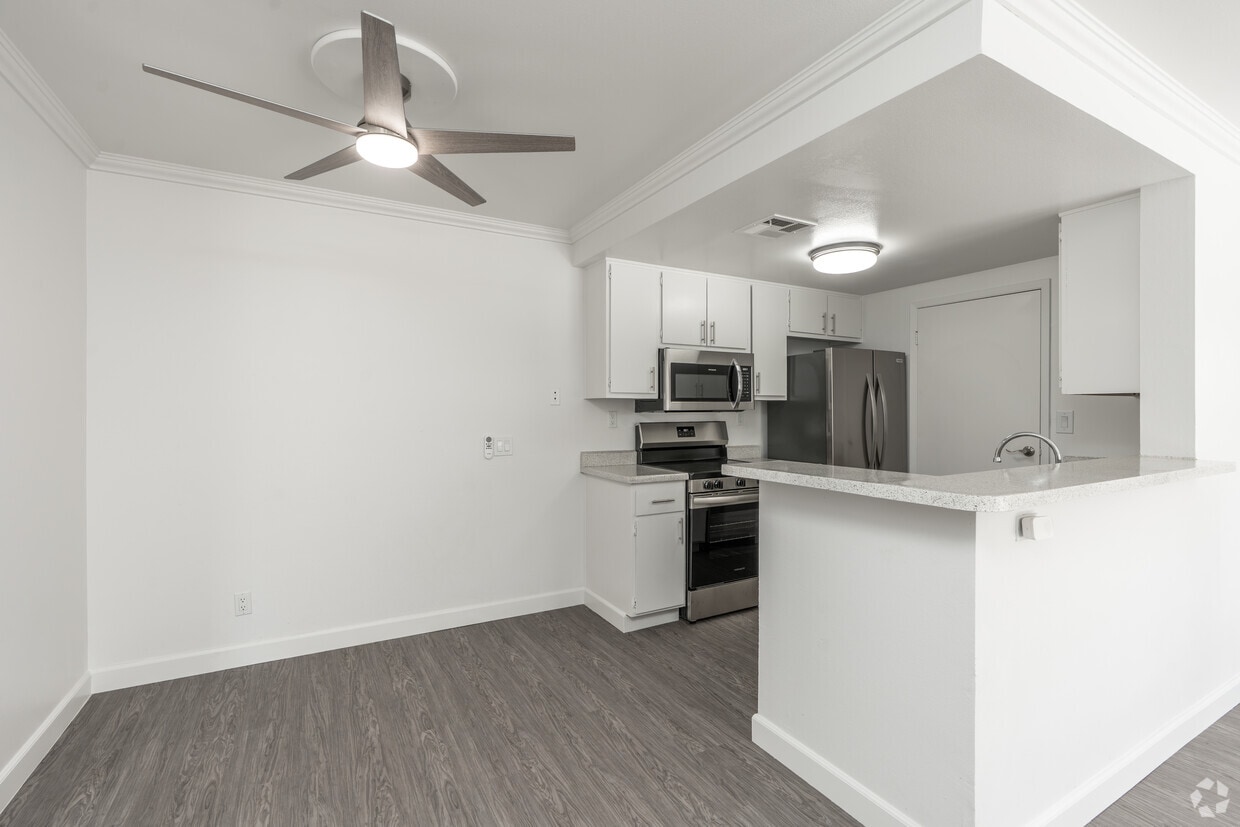 Desert Oasis Apartments - 77777 Country Club Dr Palm Desert, CA 92211 ...