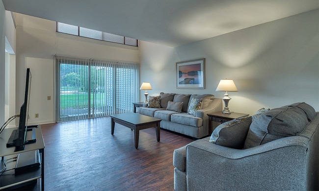 Emerald Springs Apartment Homes Apartments - Painted Post, NY ...