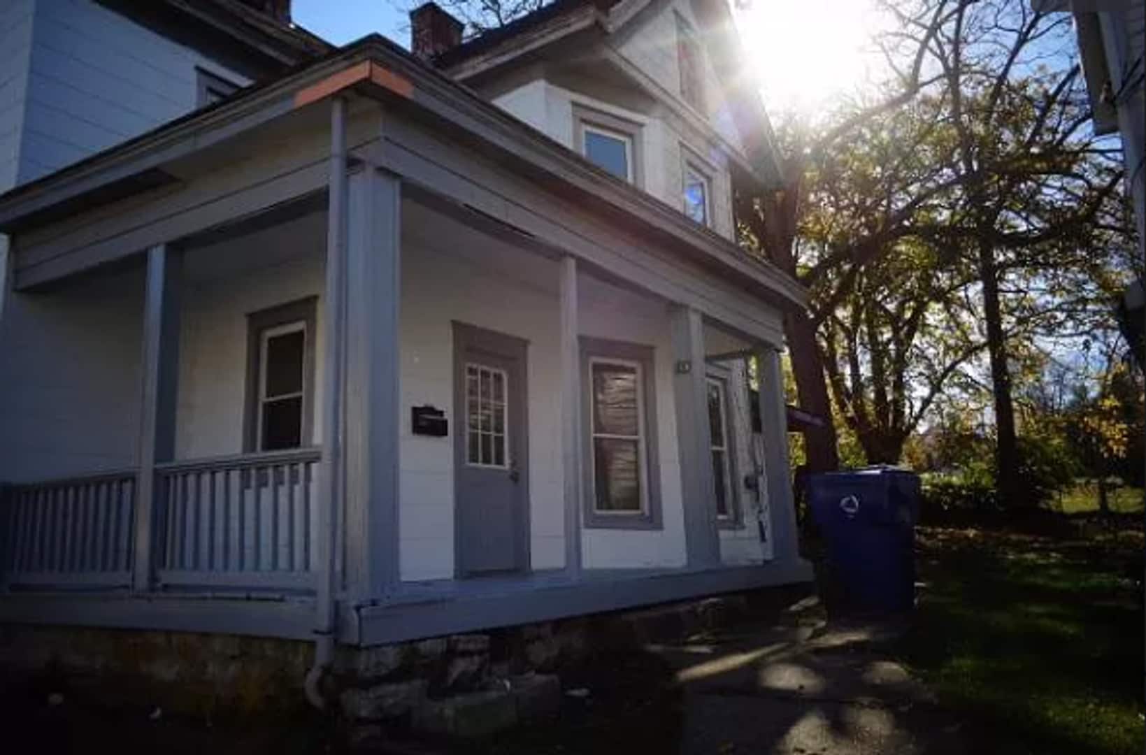 106 W Hickman St, Winchester, KY 40391 | Apartments.com