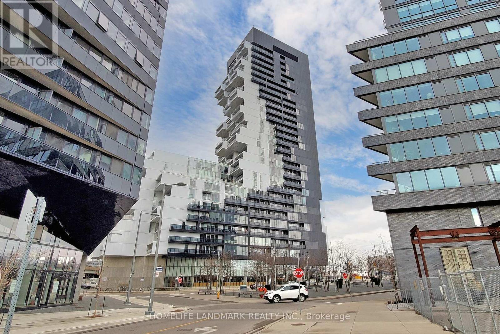 170 Bayview Ave Unité 718, Toronto, ON M5A 0M4 - Appartement à Louer à ...