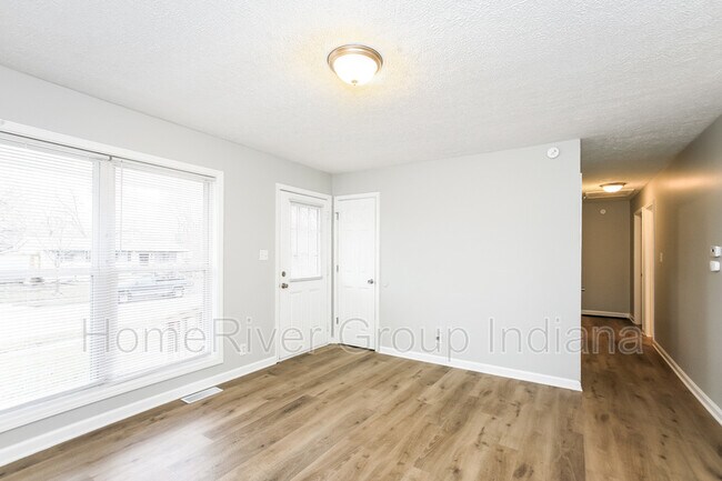 5030 Elmhurst Dr, Lawrence, IN 46226 - House Rental in Lawrence, IN ...