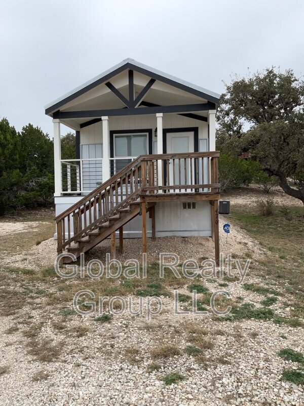 Holiday Villages Pet Friendly Apartments for Rent - Bandera, TX ...