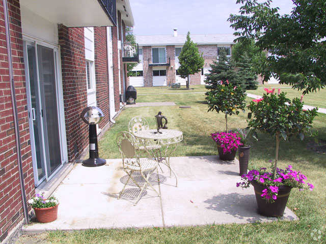 Park Ridge Commons Apartments - Des Plaines, IL | Apartments.com