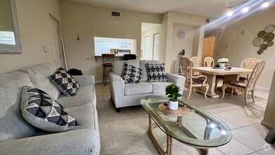 Palm Beach Cabana Colony East Apartments for Rent with High Ceilings ...