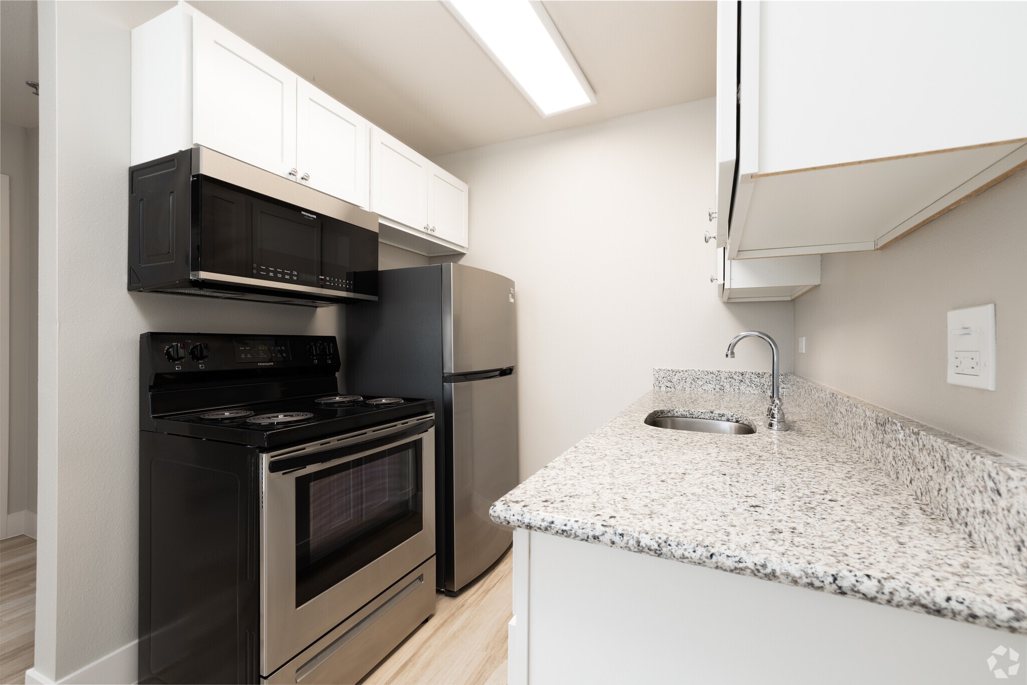Mountain Manor - 5660 Library Ln Colorado Springs, CO 80918 ...