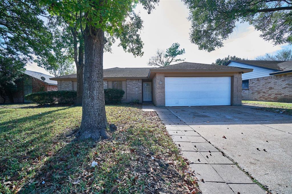 11907 Fallbrook Dr, Houston, TX 77065 - House Rental in Houston, TX ...