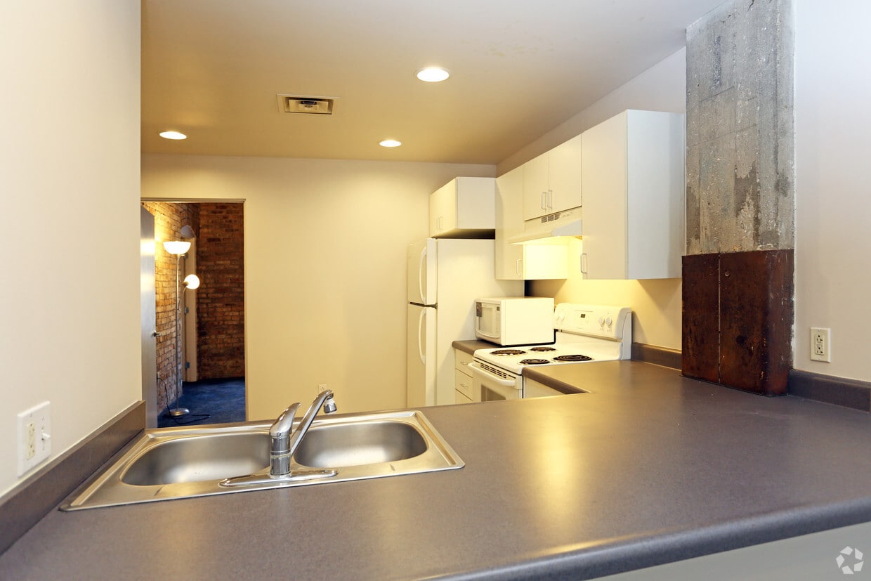 Crescent Lofts - 500 Iowa St Davenport, IA | Apartments.com